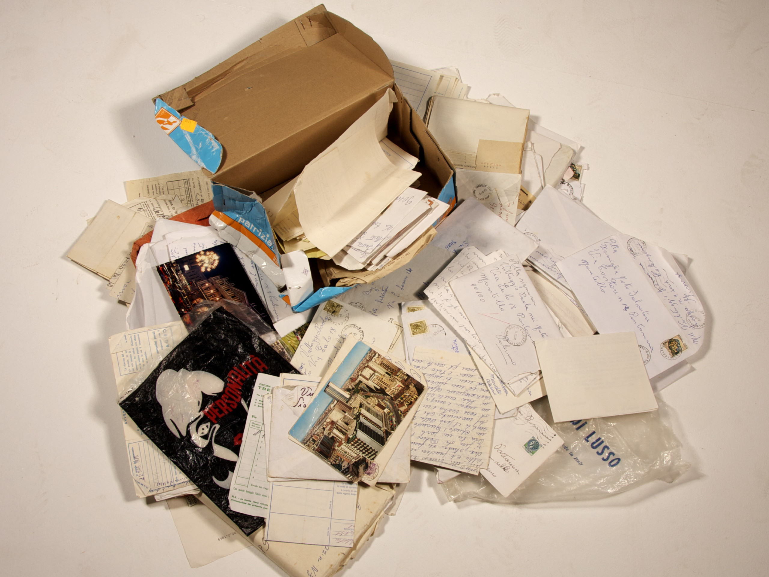 Matthew de Pulford — Lucy Harrison: The Absent Collector